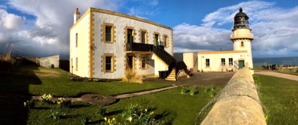 Flat-3 Tod Head Lighthouse Station For Sale | uniquepropertybulletin.co.uk